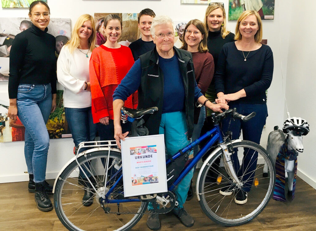 Noch 3500 km bis zur Erdumrundung – Unsere radelnde Botschafterin Dr ...